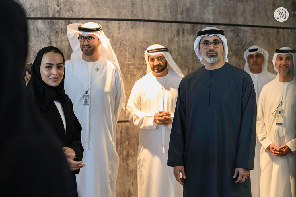 Khaled bin Mohamed bin Zayed visits ADNOC’s trading office and meets ...