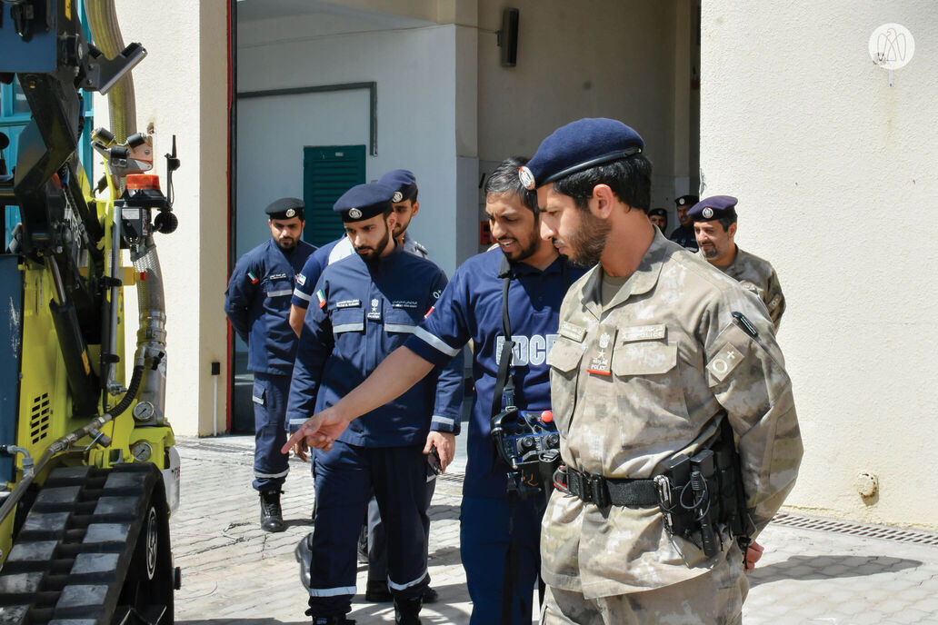 Zayed bin Hamad visits Abu Dhabi Civil Defence Authority response centres