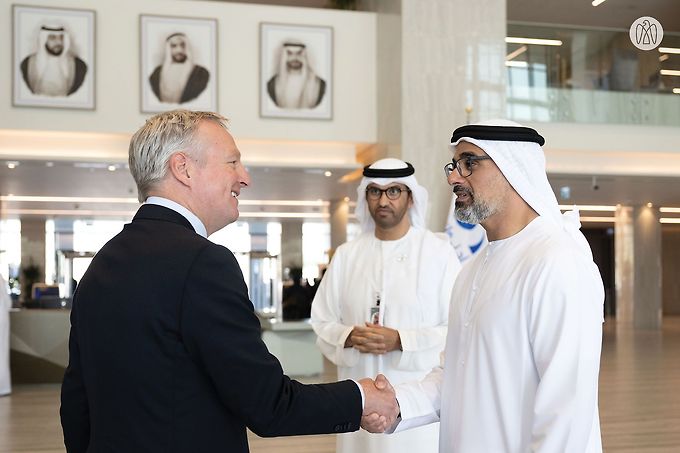 Khaled bin Mohamed bin Zayed welcomes global energy leaders to 8th Abu ...