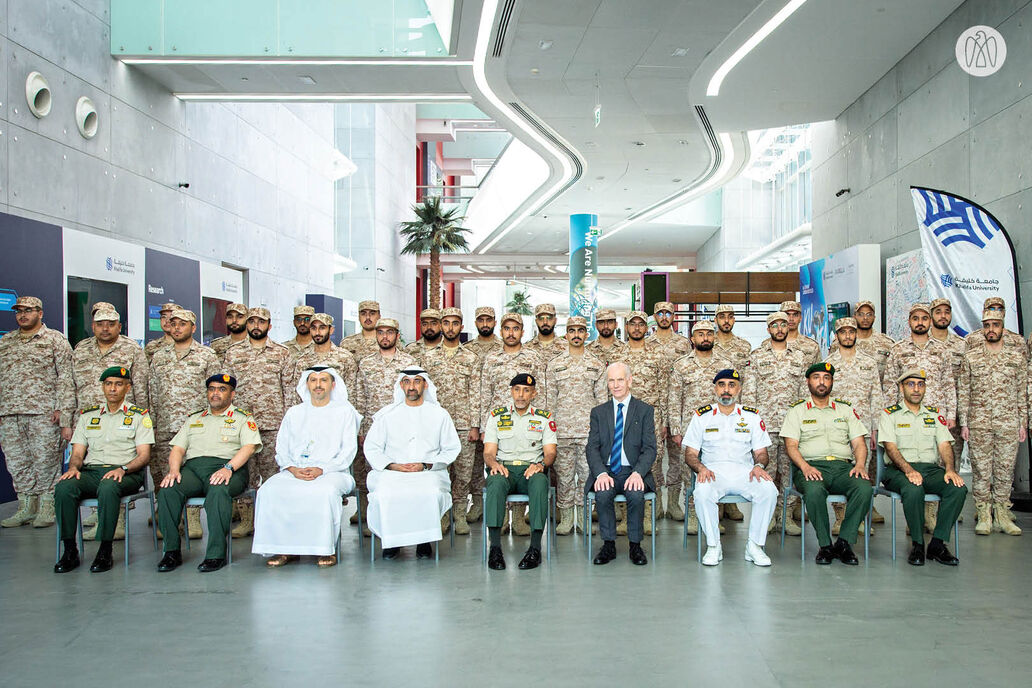 Ahmed bin Tahnoun attends Khalifa University graduation ceremony for ...
