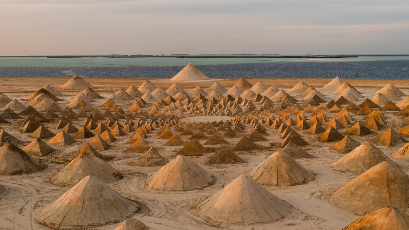 Manar Abu Dhabi public light art exhibition displaying works of 20 ...