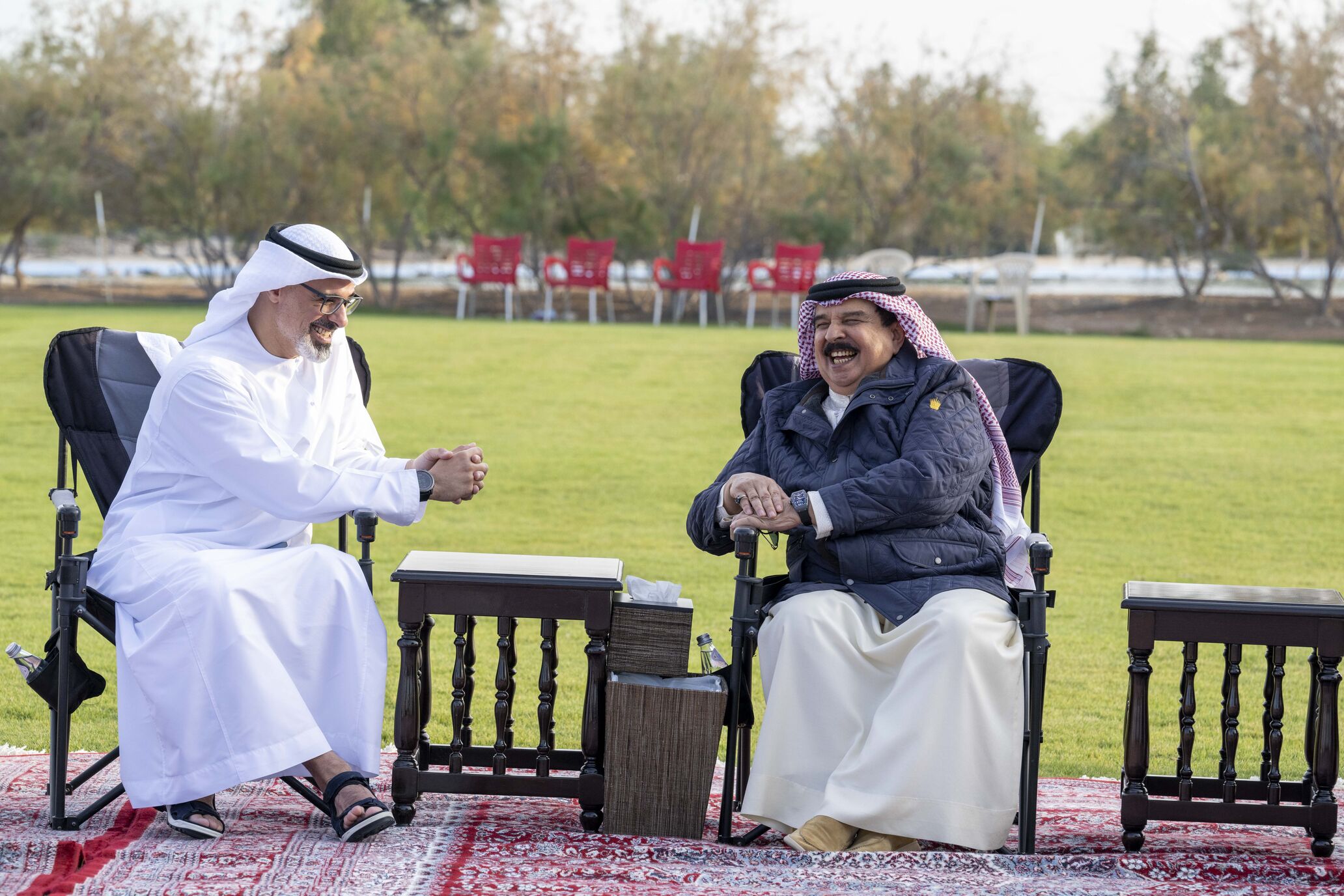 King of Bahrain receives Crown Prince of Abu Dhabi in Manama