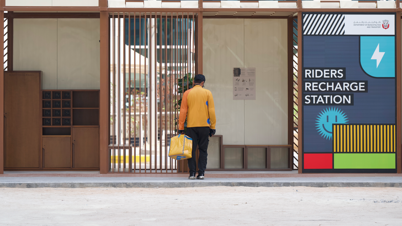 Department of Municipalities and Transport launches Delivery Riders Hub ...