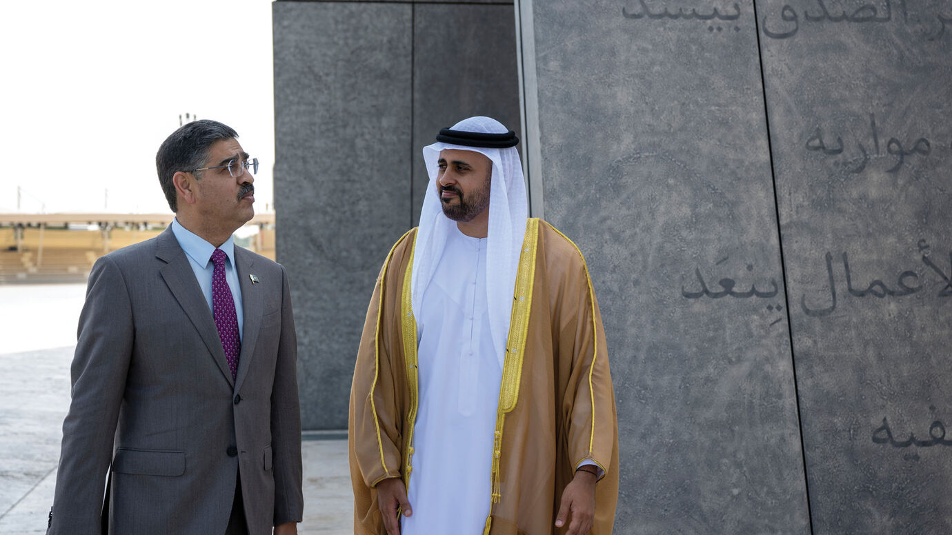 Theyab bin Mohamed bin Zayed receives Prime Minister of Pakistan at ...
