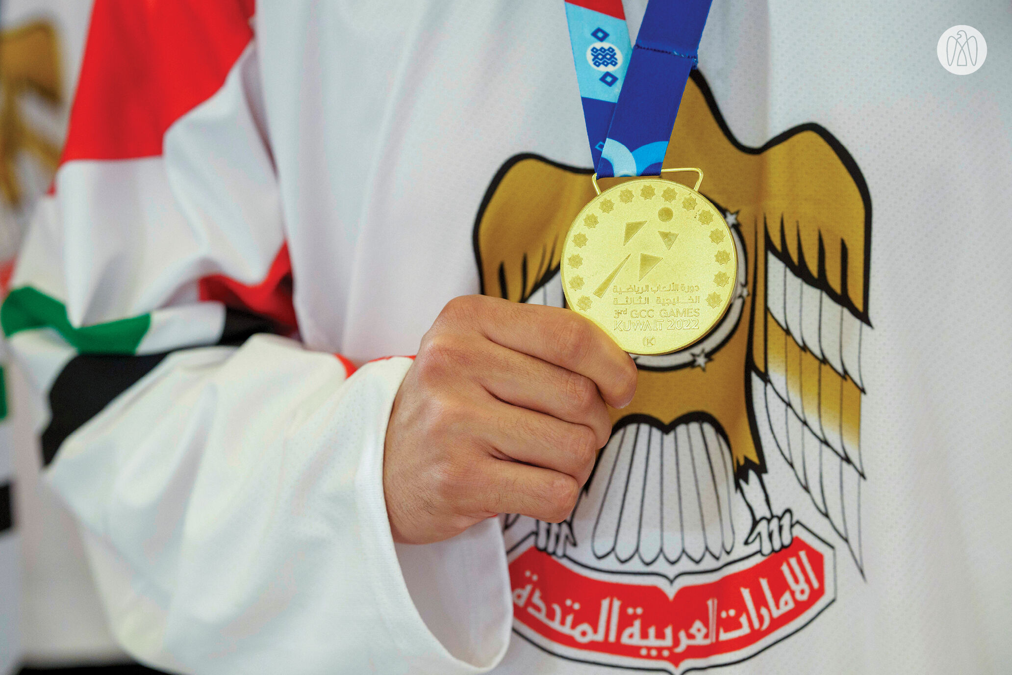 Khaled bin Mohamed bin Zayed receives athletes from UAE national winter ...