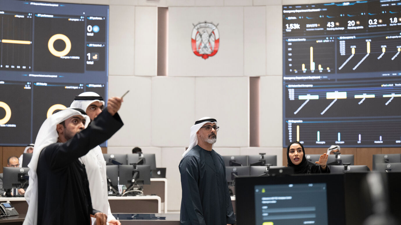 Khaled bin Mohamed bin Zayed reviews Unified Medical Operations Command ...