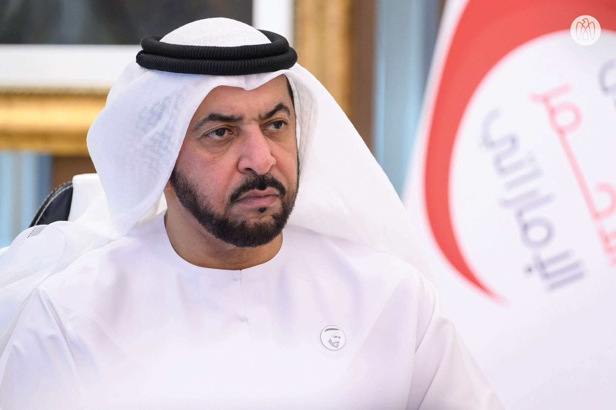 Hamdan bin Zayed visits Emirates Red Crescent in Abu Dhabi