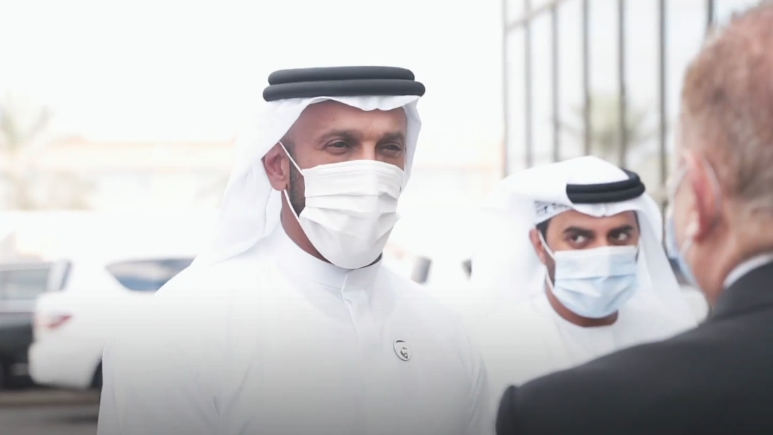 DoH’s Chairman visits Abu Dhabi Medical Devices Company