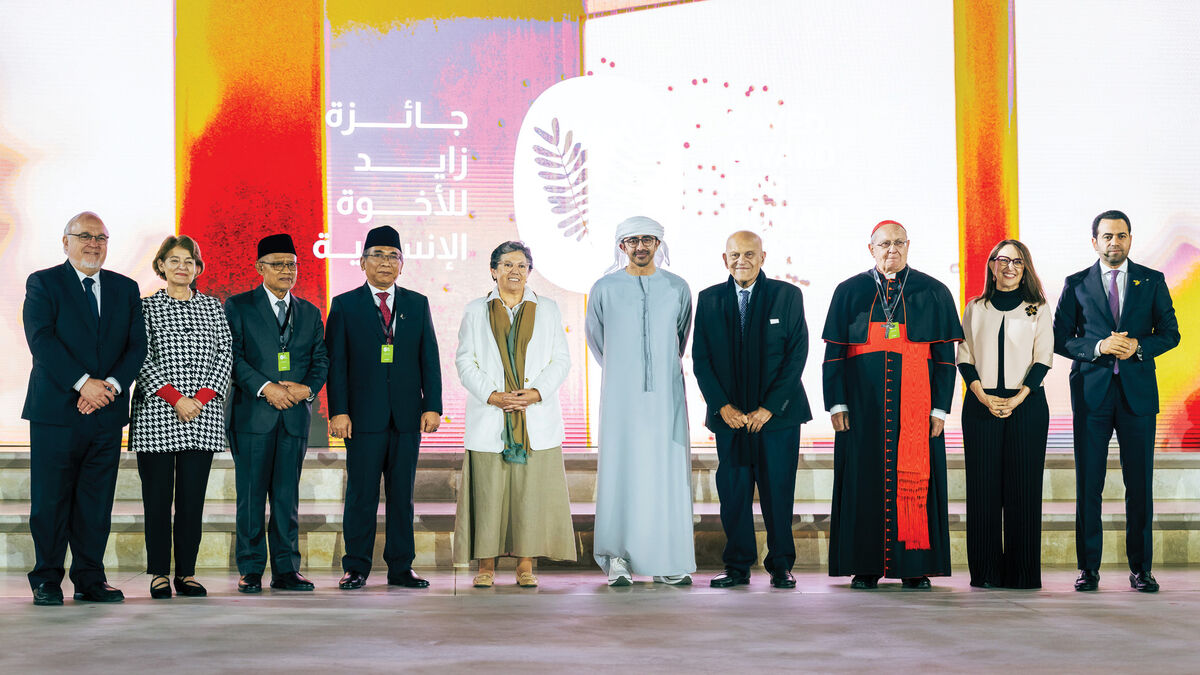 Mohamed Bin Zayed Receives Higher Committee of Human Fraternity