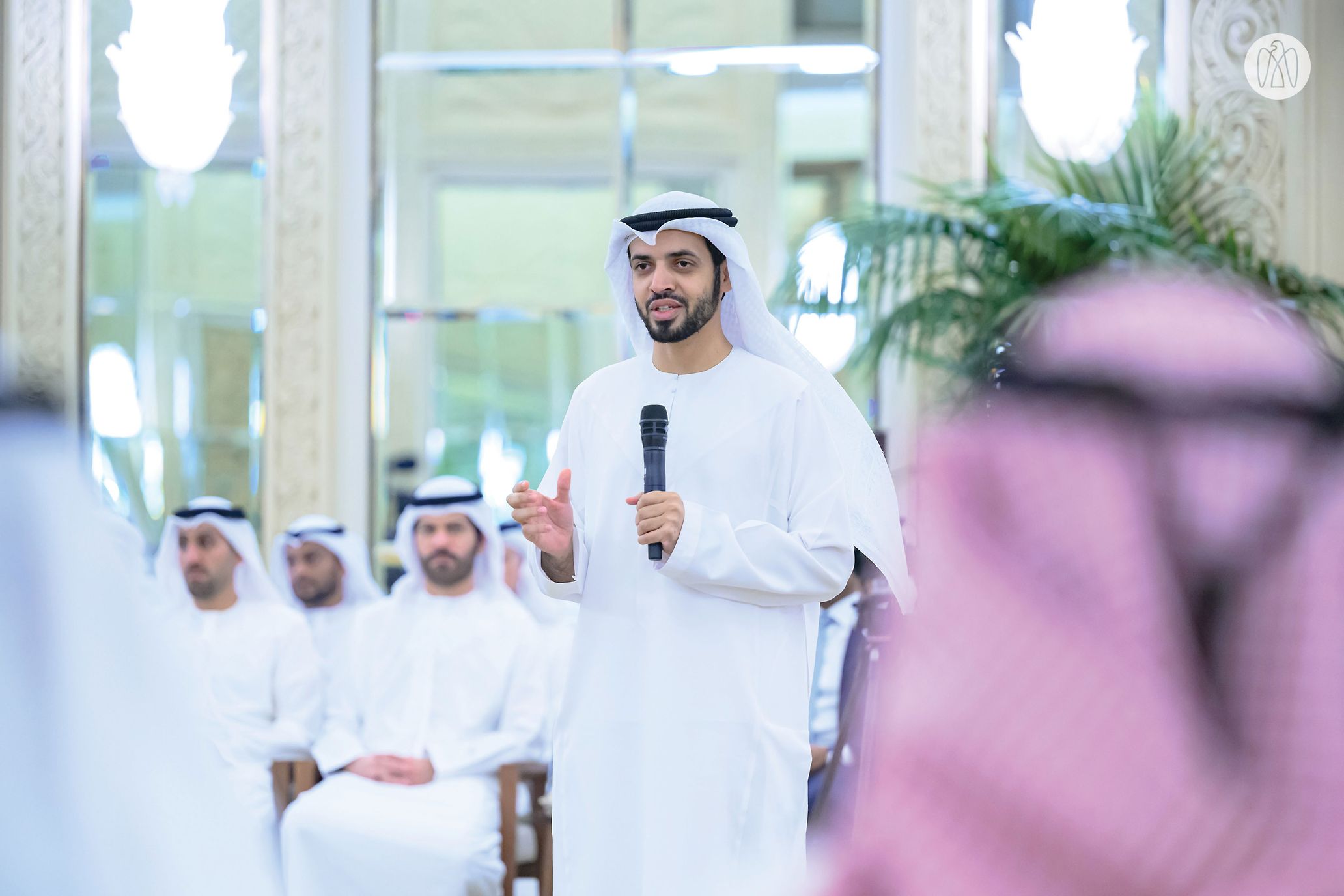 Hamdan bin Zayed receives philanthropists and volunteers and praises ...