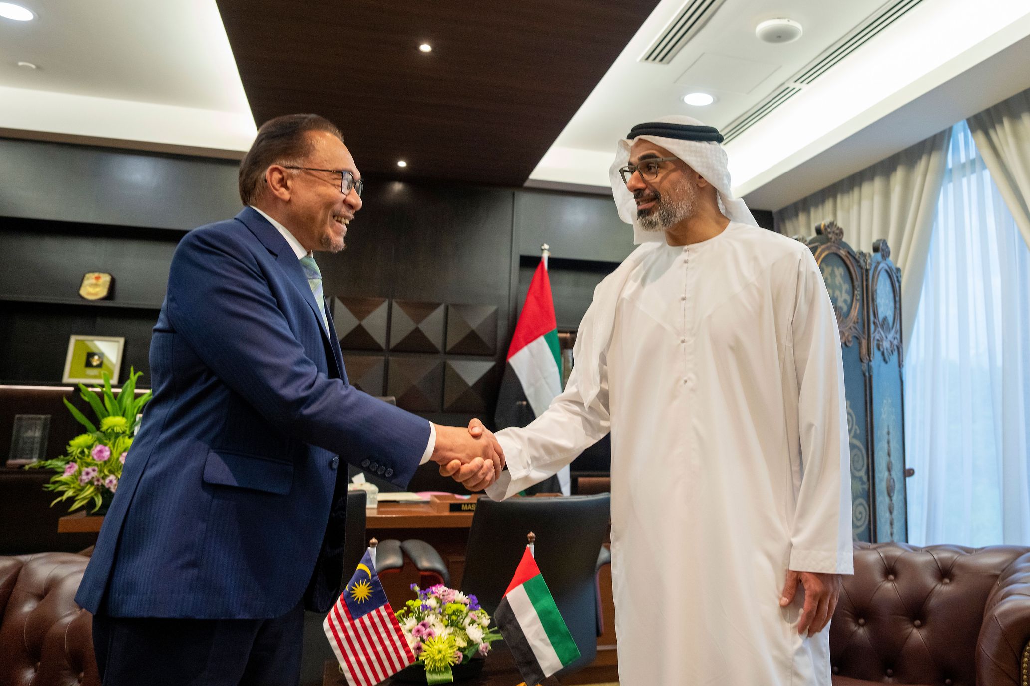 Khaled bin Mohamed bin Zayed meets Prime Minister of Malaysia in Kuala ...