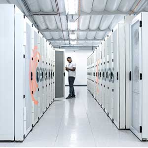 G42 partners with Cerebras to to launch ‎world’s largest AI training ...