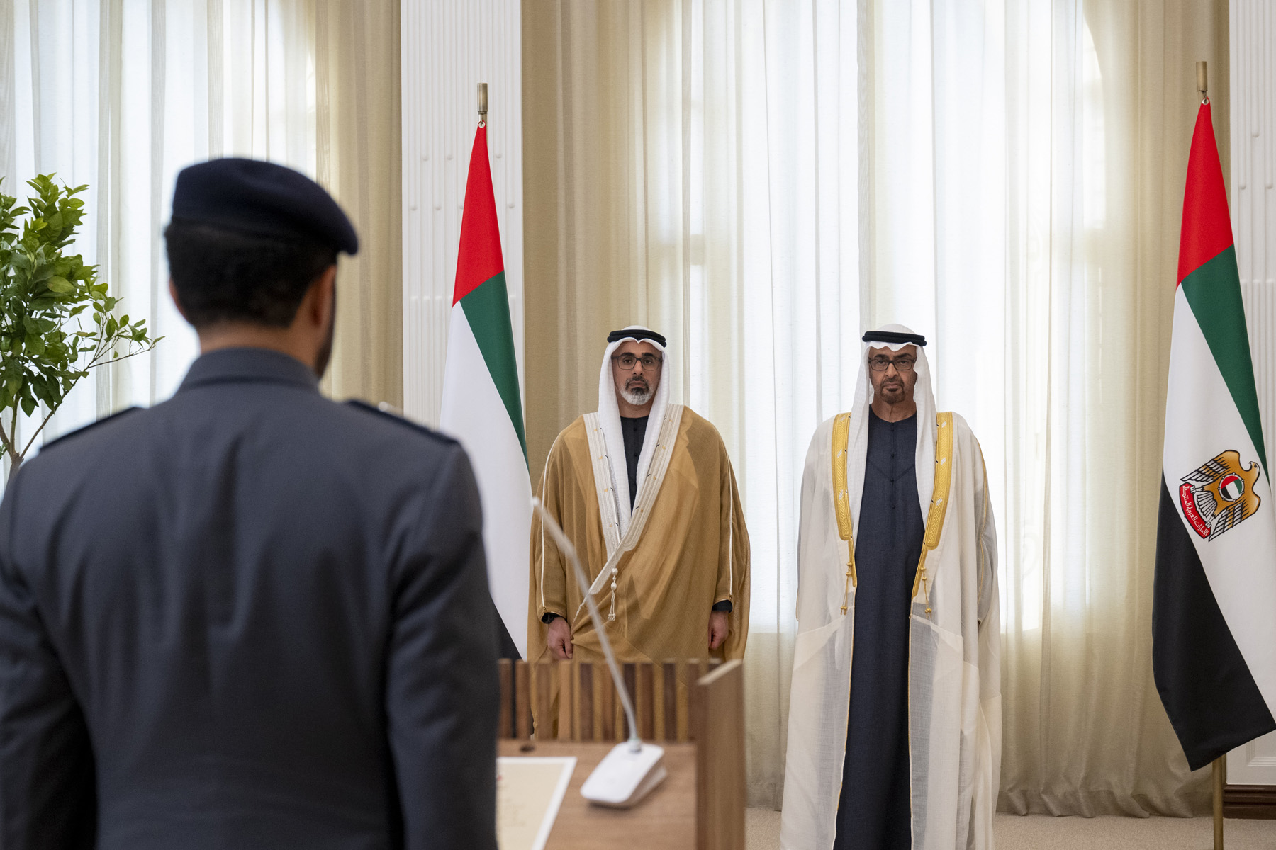 In the presence of Mohamed bin Zayed, Abu Dhabi Executive Council’s new ...