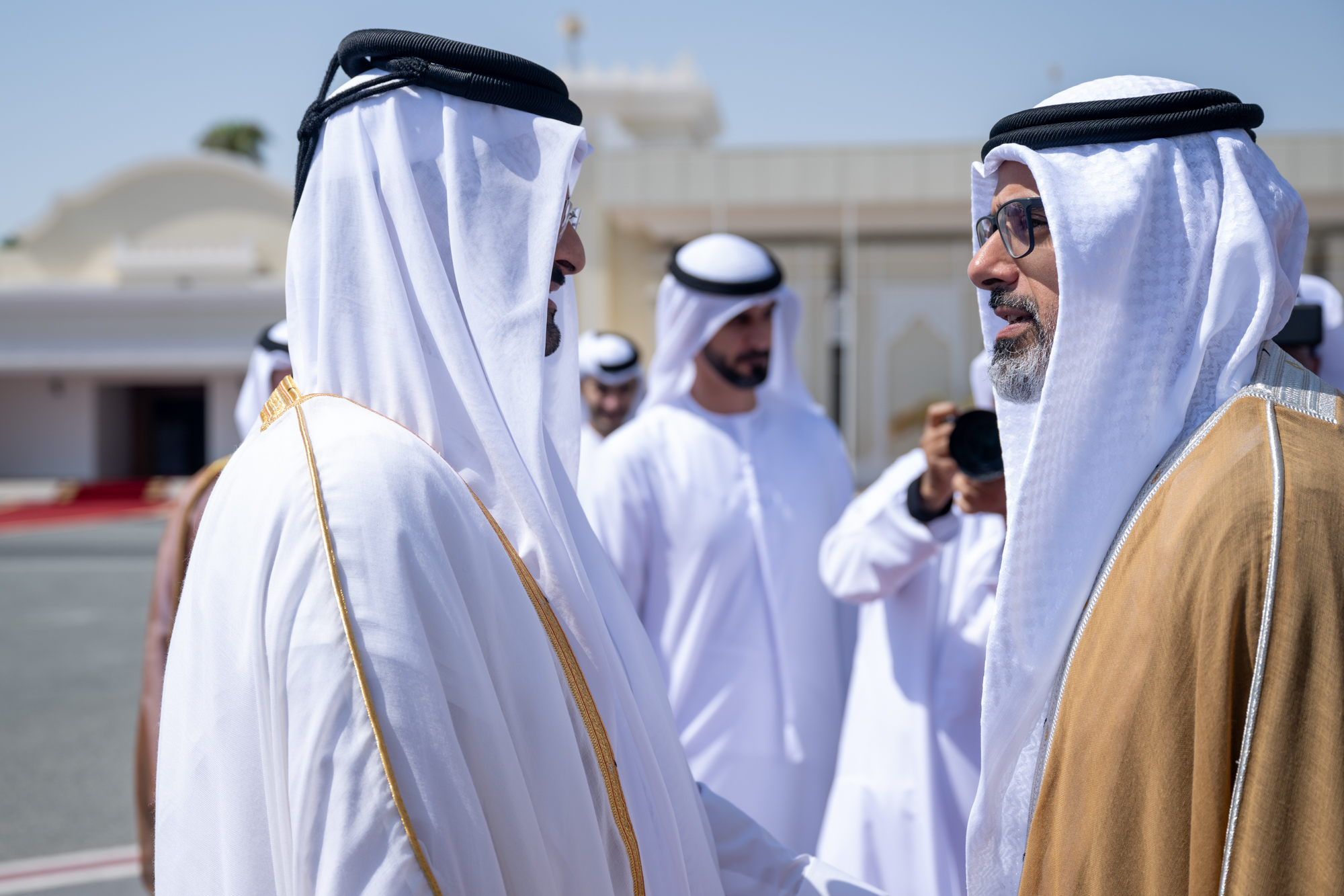 Crown Prince of Abu Dhabi arrives in Doha on official visit