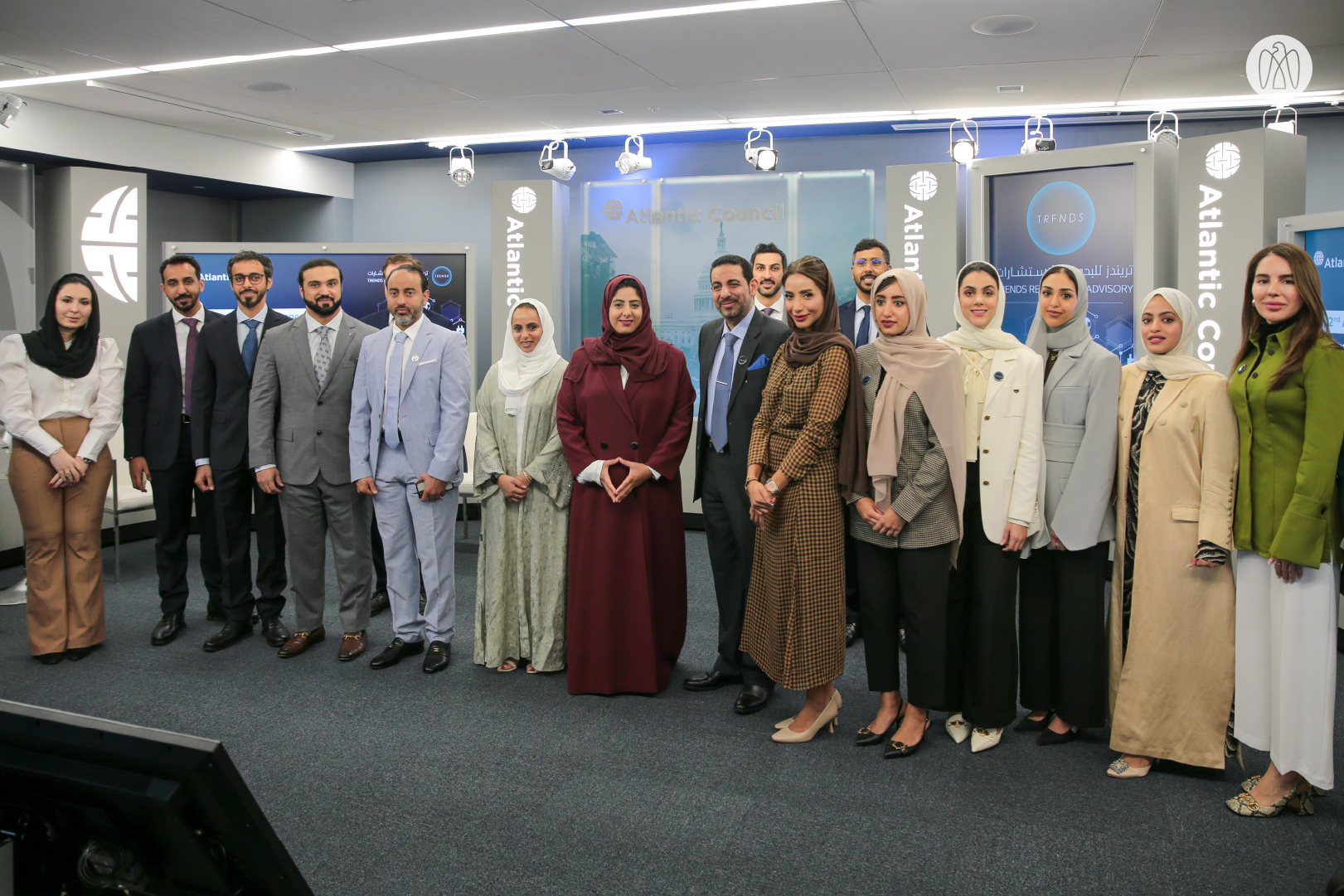 Shamma bint Sultan bin Khalifa receives Young Leaders in the Field of ...